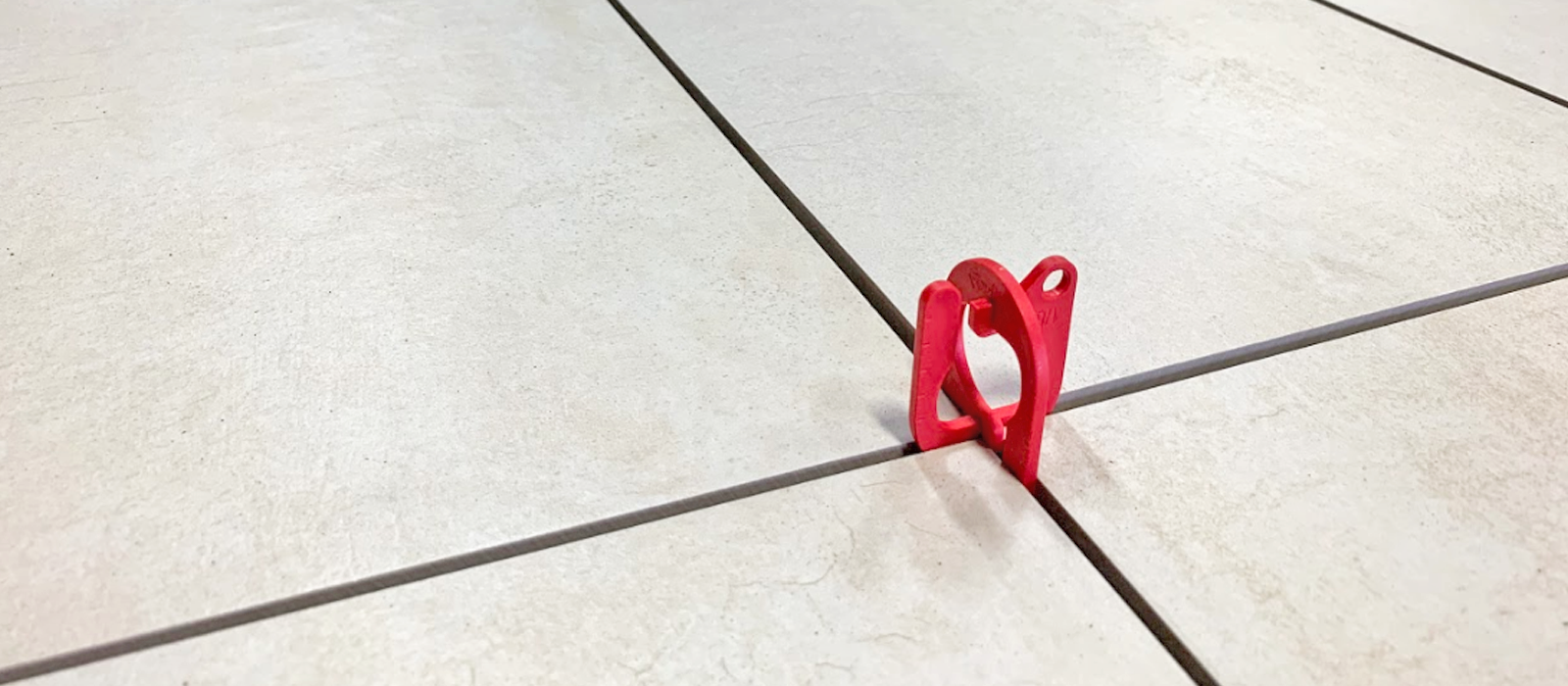 Floor Tile Leveling Spacers, Leveling System, Tools and Accessories